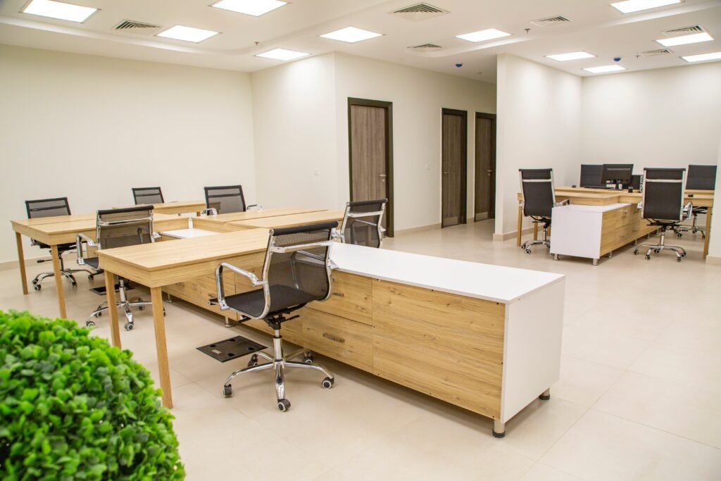 The Complete Guide to Modular Office Furniture: What It Is & Why You ...